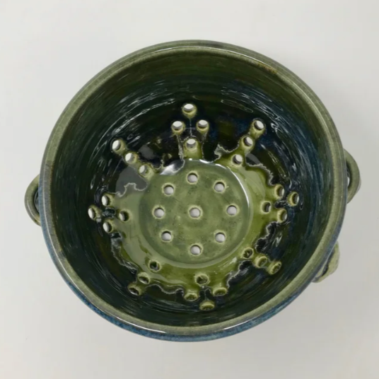 Berry Bowl - Turtle - PCP — HandCraft House